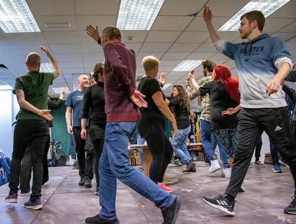 WHEN COMMUNITY THEATRE ENTERS THE MAIN STAGE – SONGS AND SCRIPTS AND ...